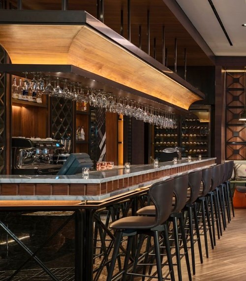 R Bar | Renaissance Kuala Lumpur